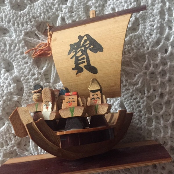 Wooden Boat Figures - Etsy