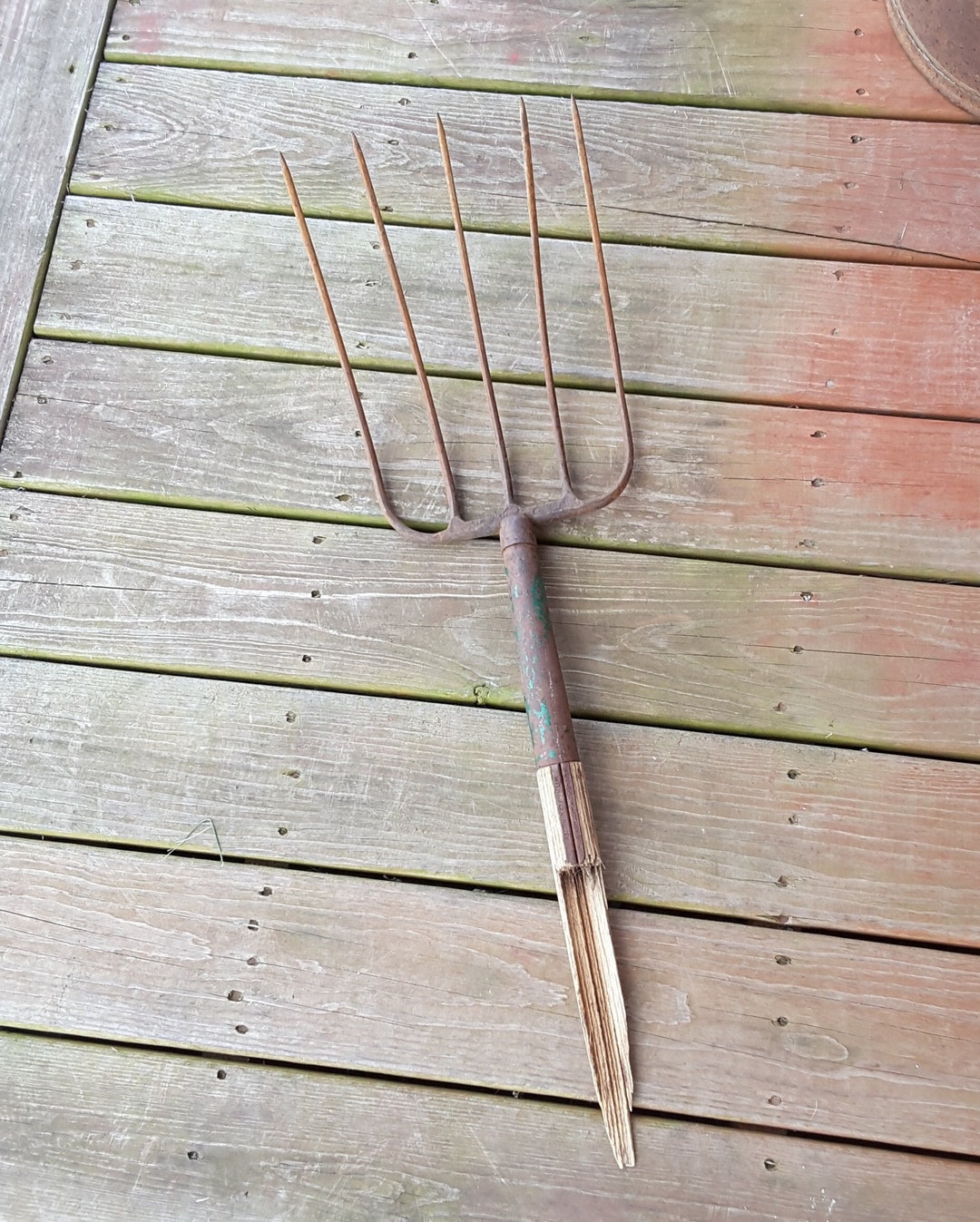 Vintage Straw Hay Pitch Fork 5 Tine With Wood Restoration - Etsy