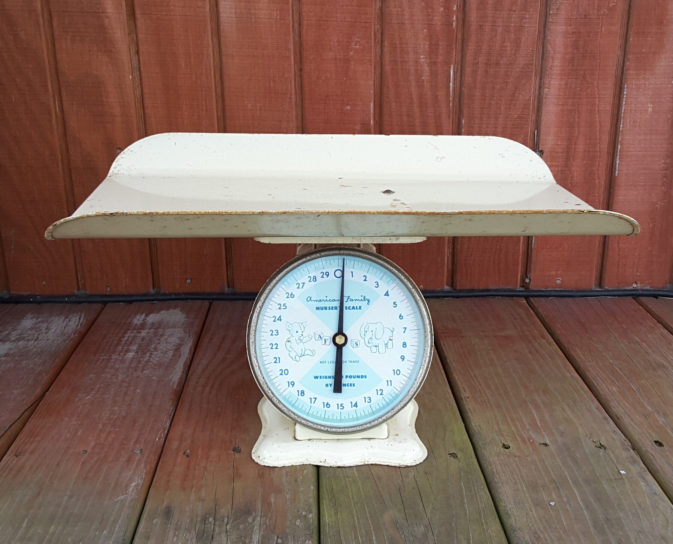 Vintage Midcentury American Family 30 Lb Nursery Scale White With Tray ...