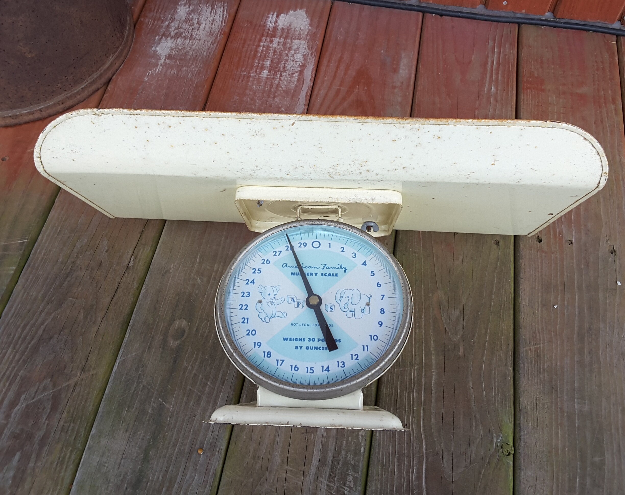Vintage Midcentury American Family 30 Lb Nursery Scale White With Tray ...