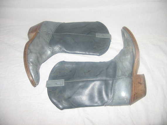 Vintage Semi Distressed Grey Dingo Stitch Inlay Weste… - Gem