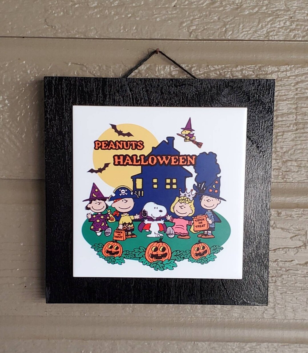 Charlie Brown Halloween Decoration | Halloween Peanuts and Gang Tile ...