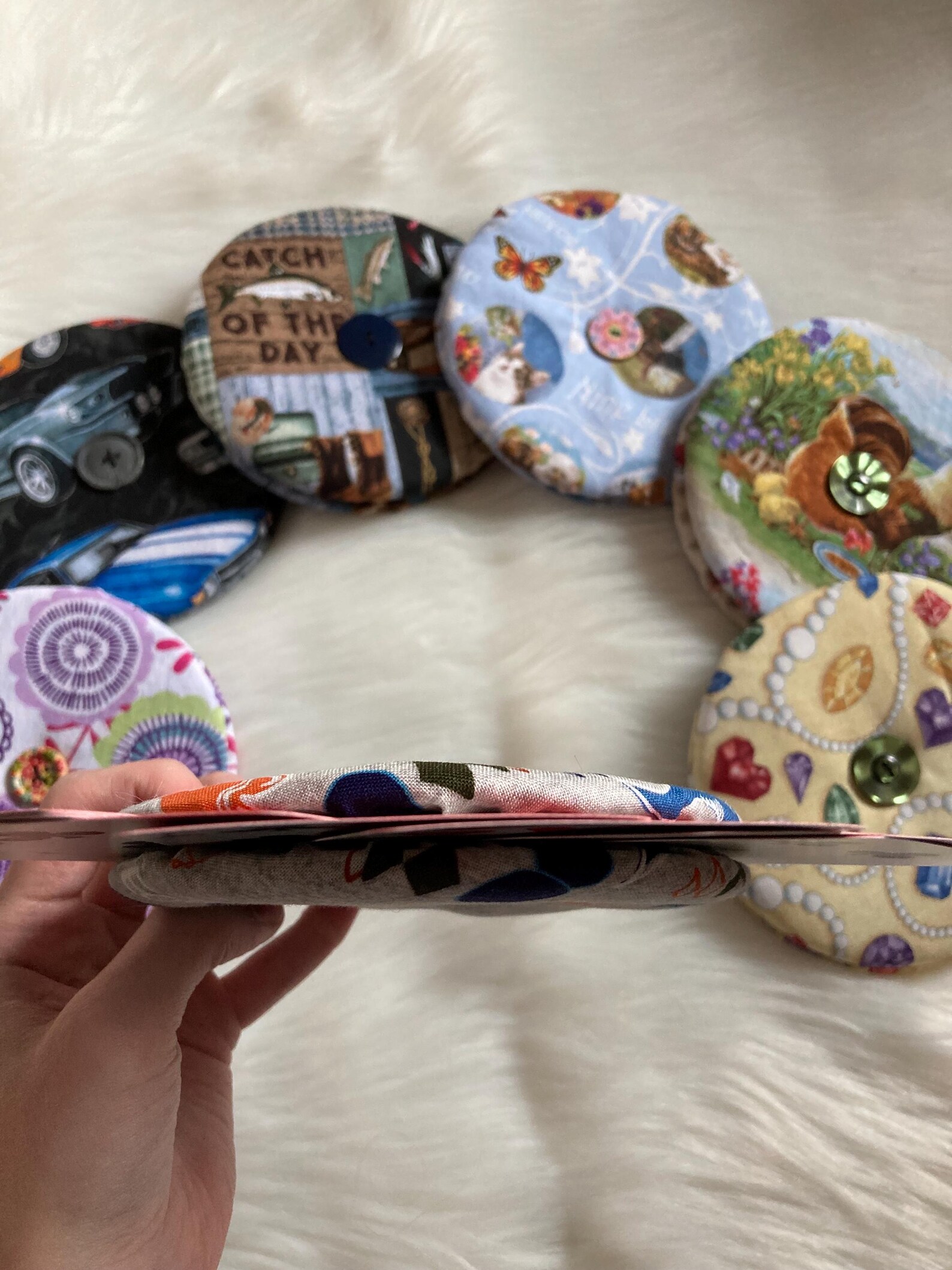 Playing Card Holder for Small Hands,easy to Hold Card Stand for Kids ...