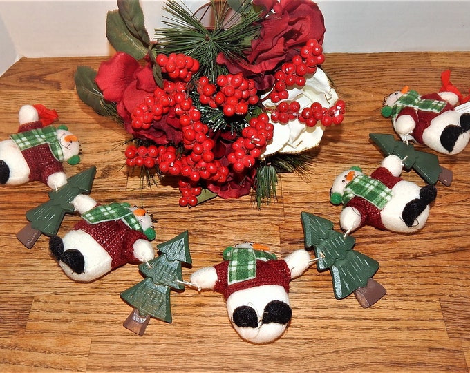 Snowman and Christmas Tree Garland 34 Fiber Filled Fleece Snowmen Swag ...