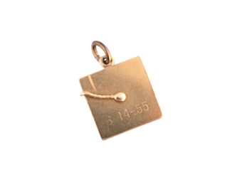 Genuine SOLID 9ct YELLOW GOLD Graduation Cap Charm Pendant - Etsy