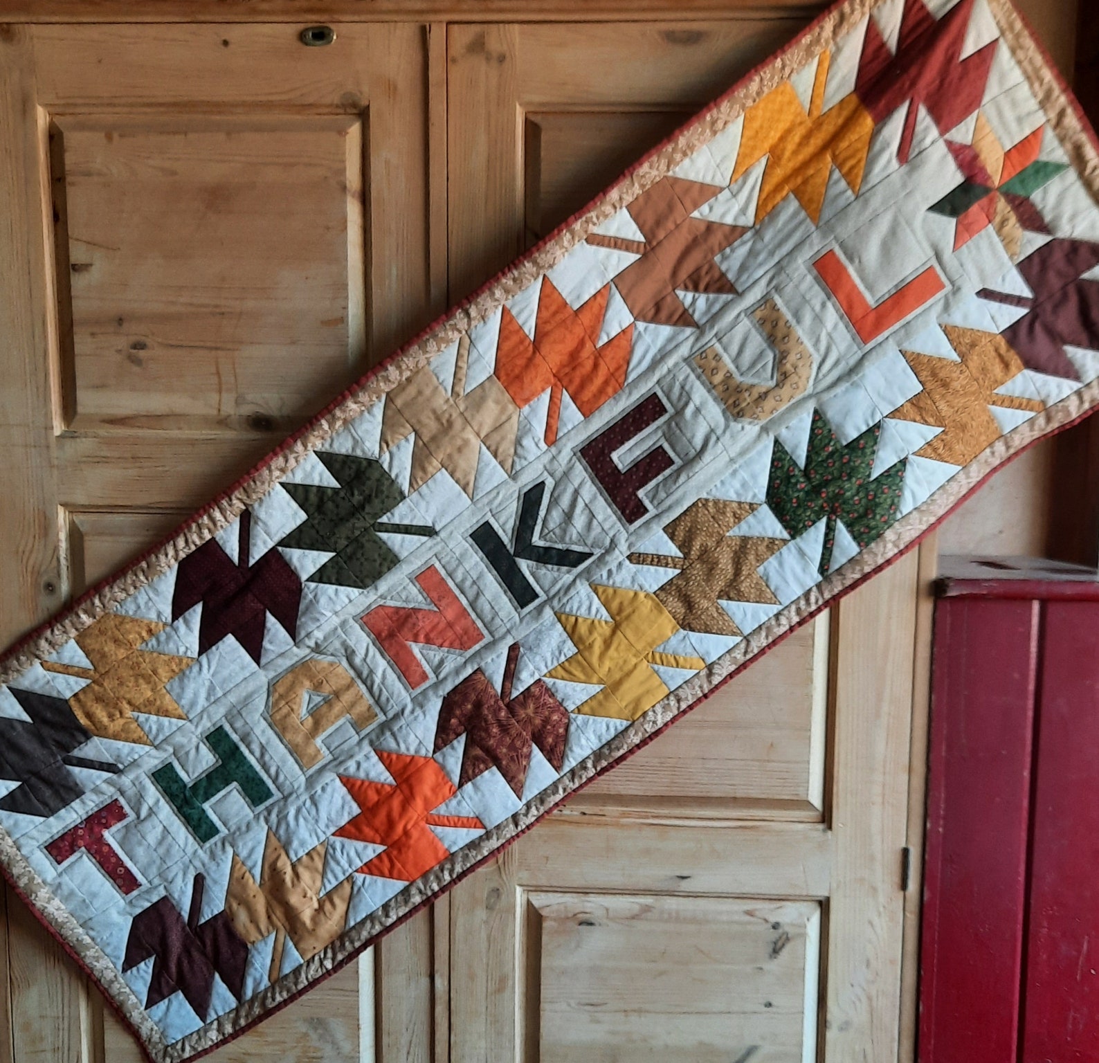 Quilt Pattern: Thanksgiving Table-runner or Wall-hanging, Maple Leaf ...