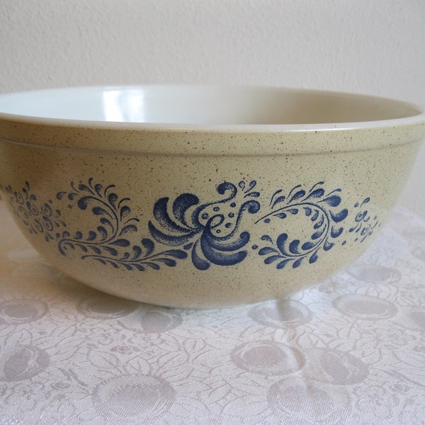 Pyrex Bowl - Etsy