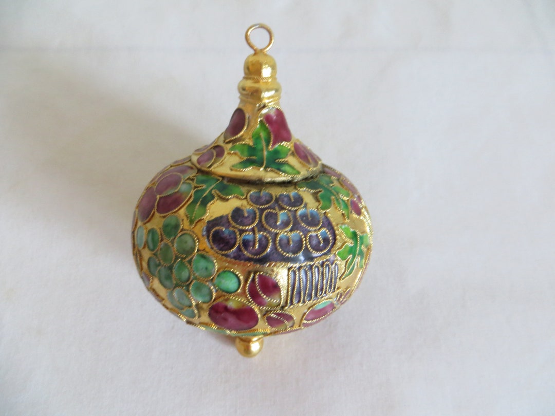 Vintage Christmas Ornament Enamel Inlay Over Metal Home and Living Home ...