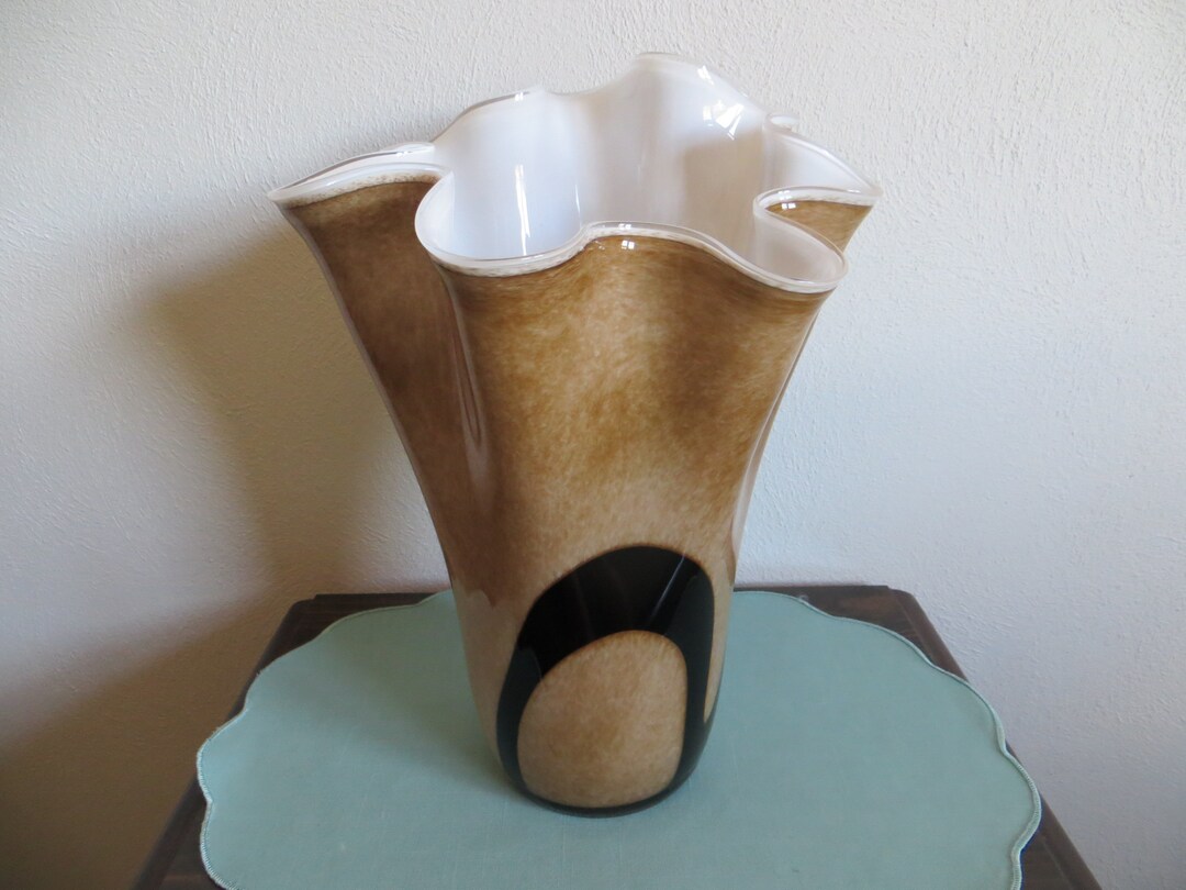 Large Murano Style Ruffle Hand Blown Art Glass Vase Decorative Piece ...