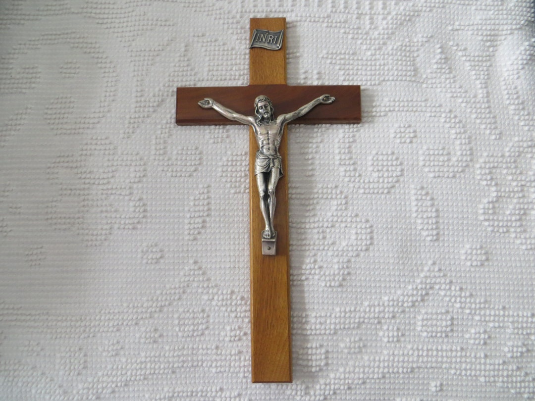 Large 15” Oak Wood Wall Cross Crucifix Metal Jesus Catholic Home and ...