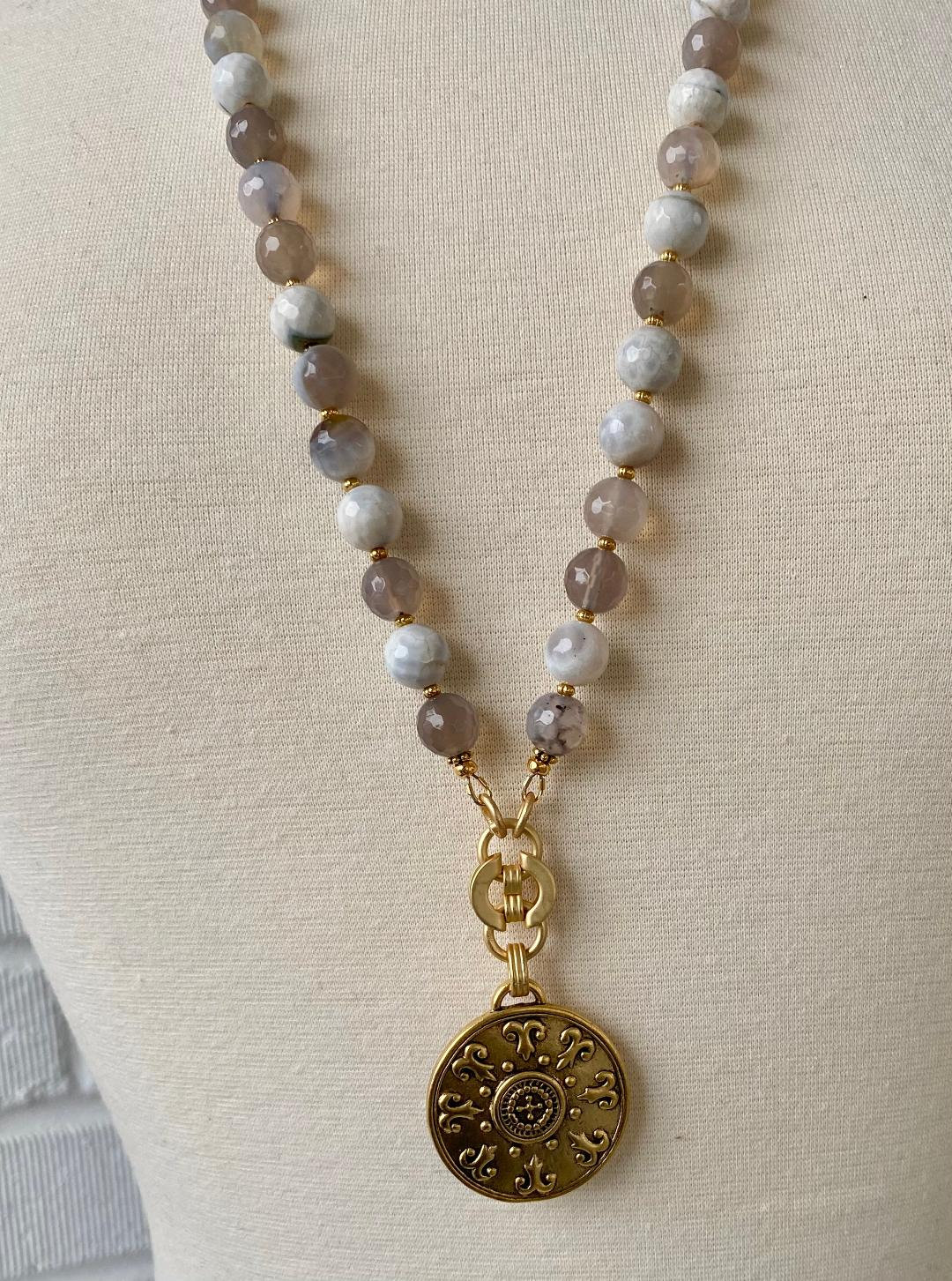 Gold Pendant Necklace, Beaded Gold Pendant Necklace, Agate Necklace - Etsy