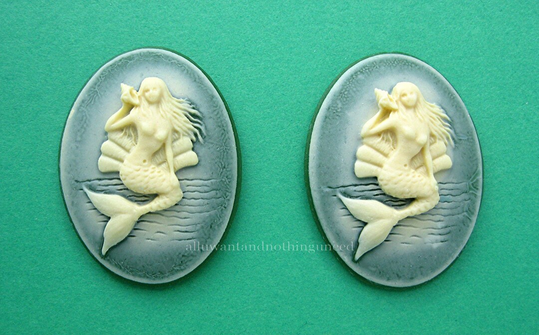 2 Ivory Color on GREEN Vertical Mermaid Holding Seashell Cameos 40mm X ...