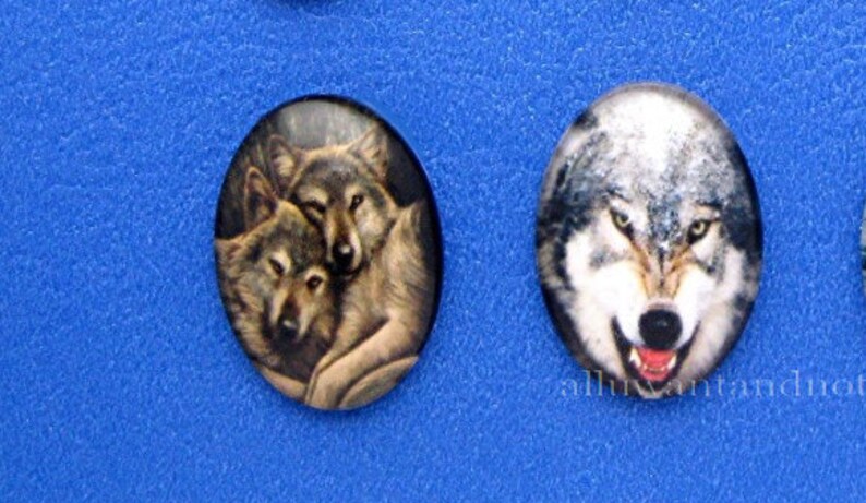 12 Different Glass 3-D Wolf Wolves Wolfpack Cameos 25mm X 18mm X 6mm ...