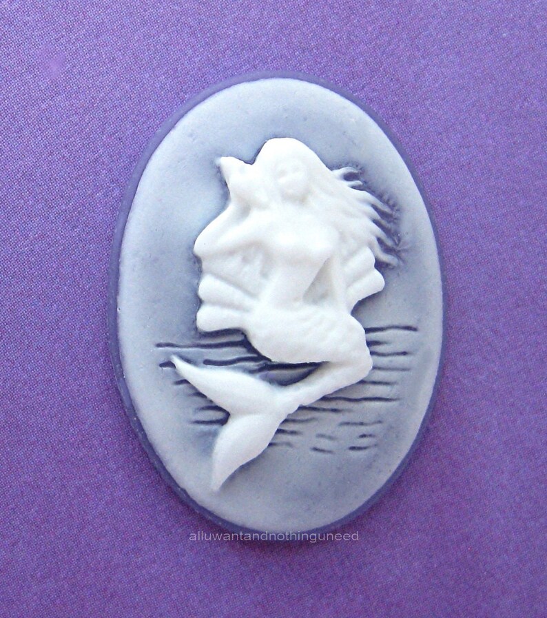 6 MULTI COLOR Vertical Mermaid With Seashell Cameo Lot of 40mm X 30mm ...