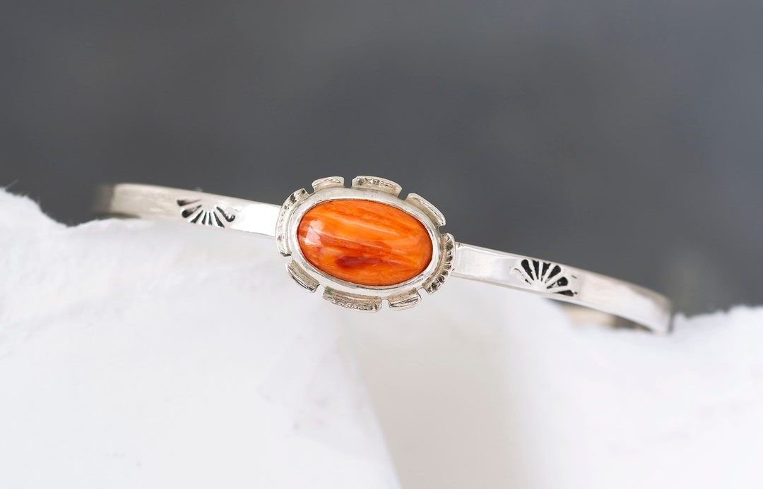 Orange Spiny Oyster Cuff, Womans Handmade Oyster Bracelet, Dainty ...