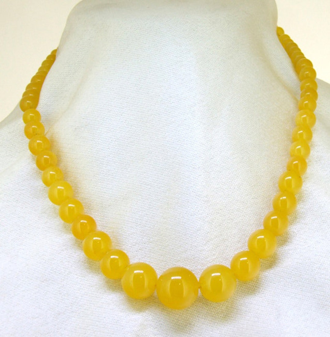 Yellow Jade Bead Choker Necklace: 14mm Gemstone Charm, 19