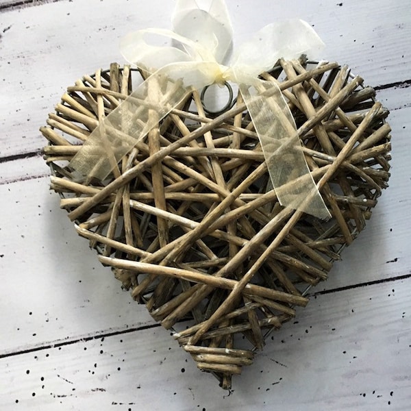 Wicker Door Heart Wreath - Etsy