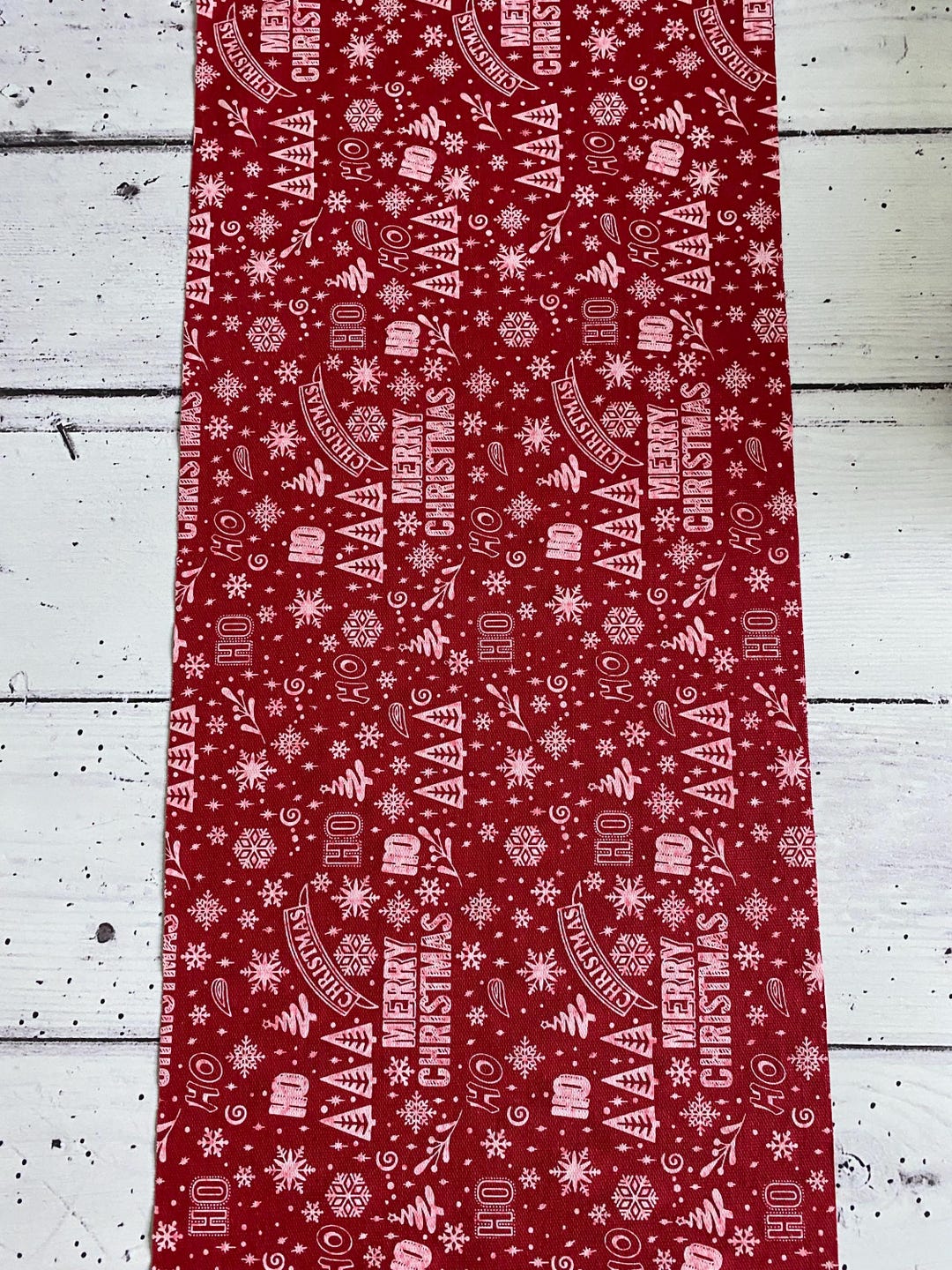 Christmas Festive Red Winter Table Runner - Etsy