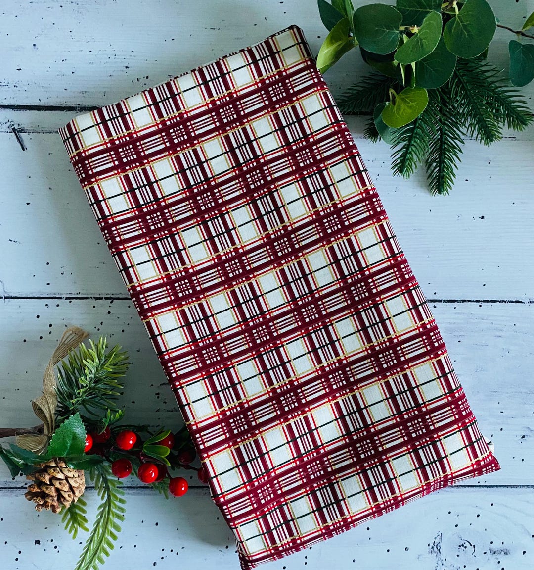 Red and White Tartan Check Christmas Festive Napkins and Tableware Set ...