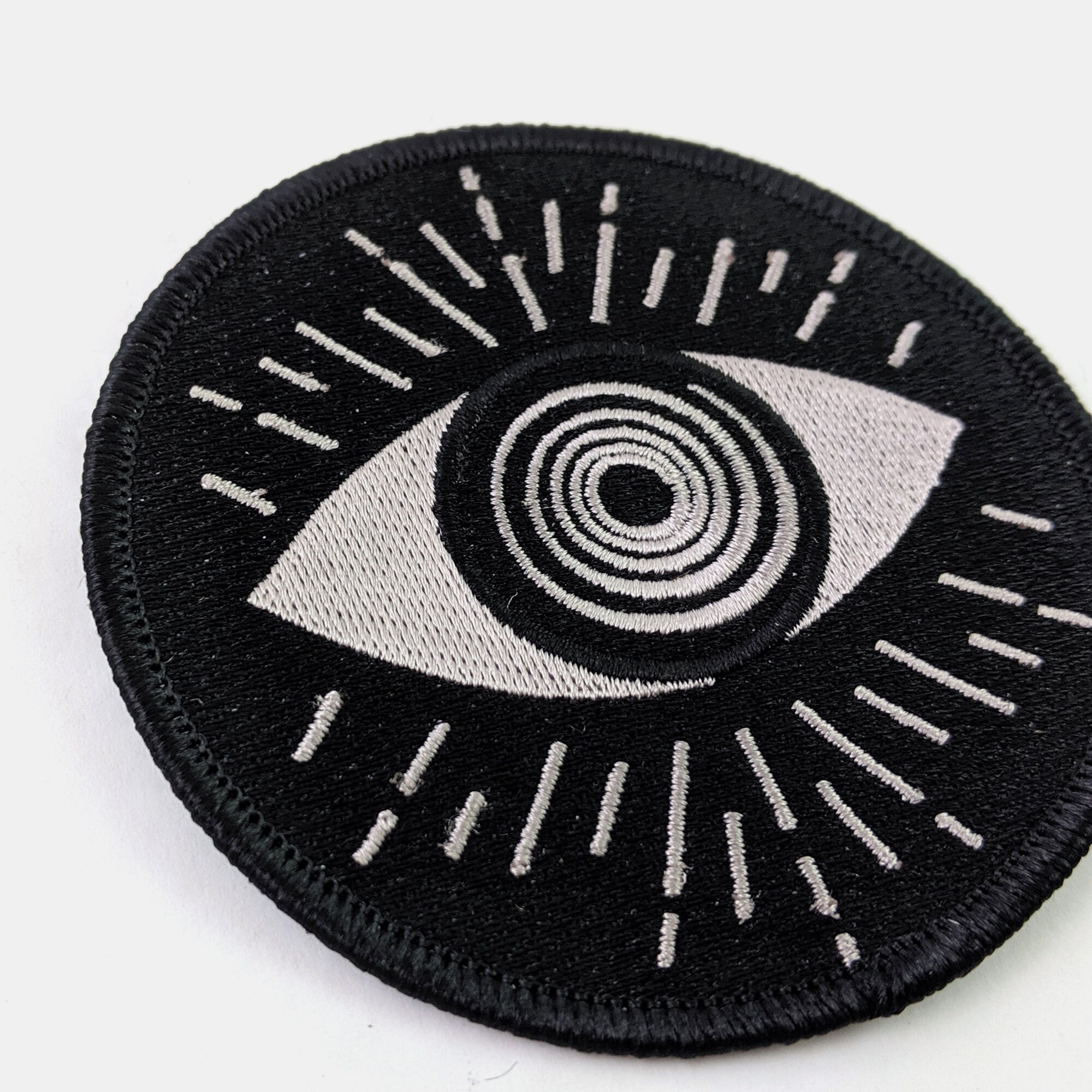 Eyeball Iron on Patch // Round Patch // Eye Patches// Iron on - Etsy