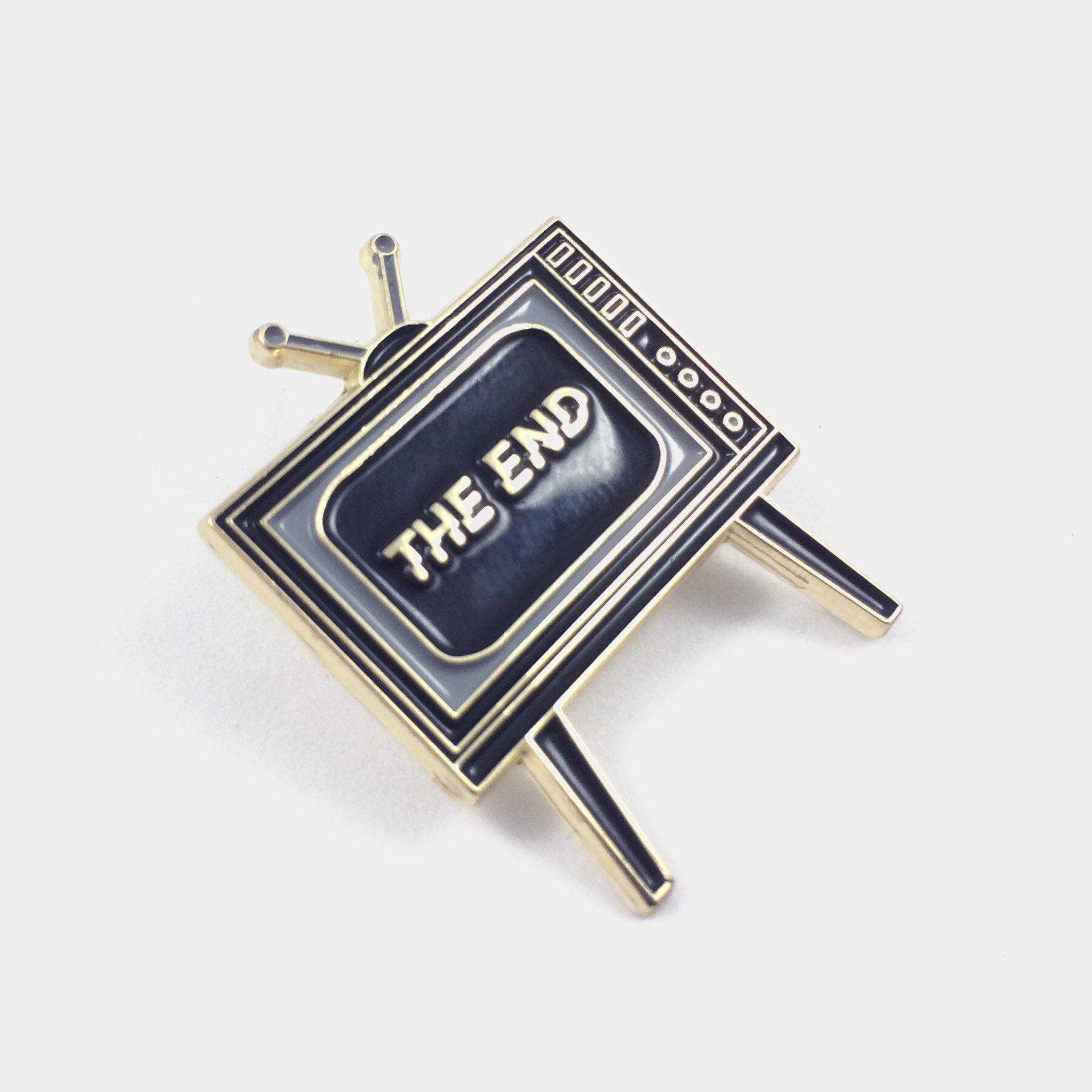 The End Retro Tv Pin // Magic // Cute Pin // Pins // Enamel | Etsy