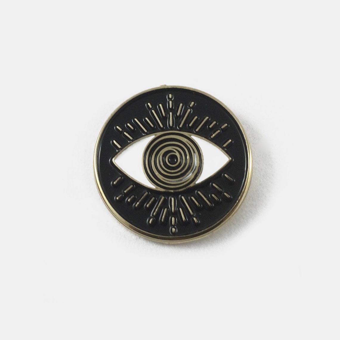 Eyeball Pin // Magic // Cute Pin // Pins // Enamel Pin // | Etsy Canada