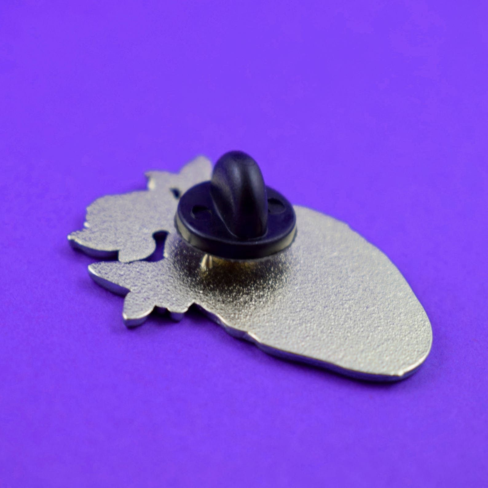 Black Anatomical Heart Soft Enamel Pin // Cute Pin // Pins // Enamel ...