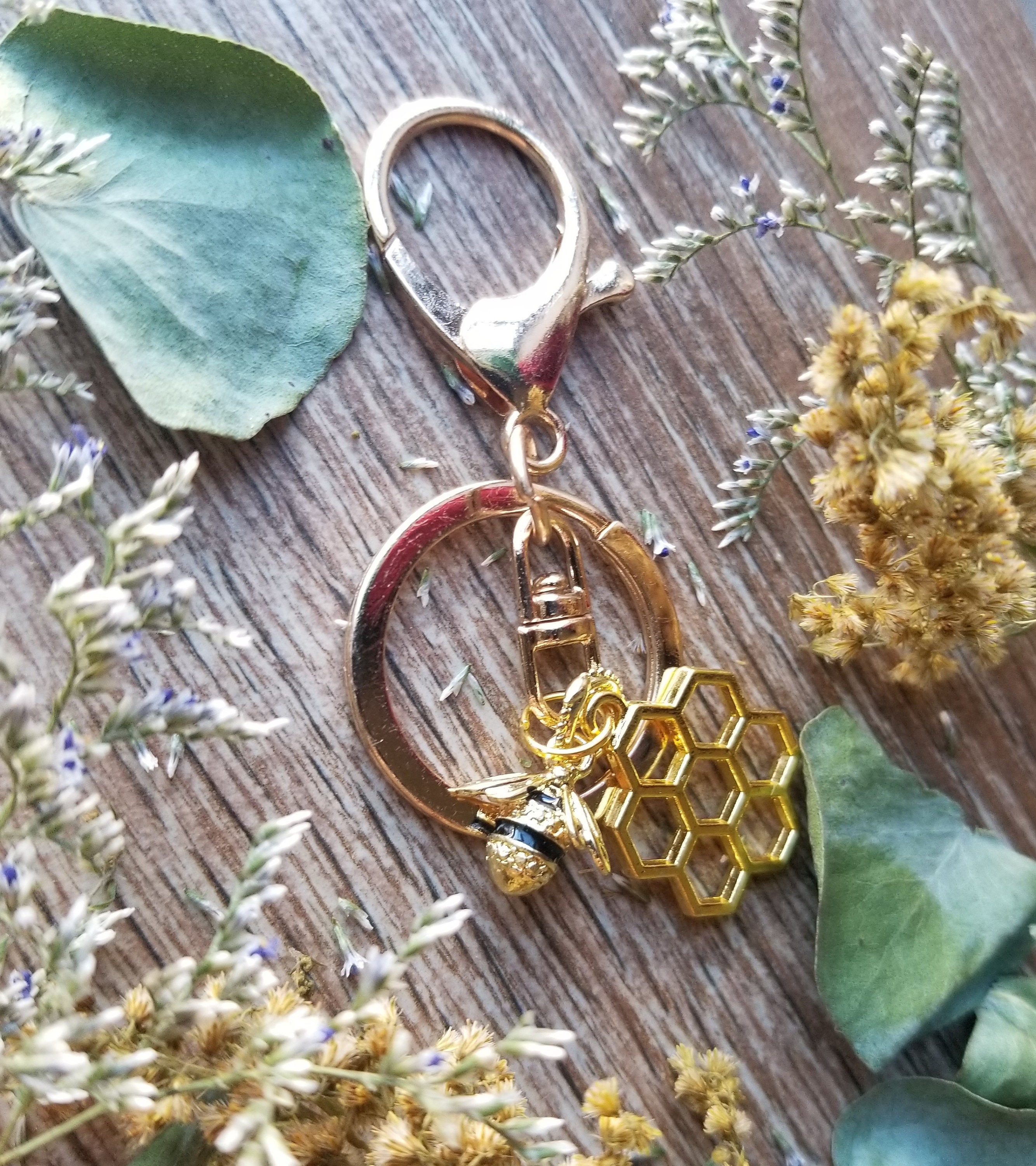 Bee honeycomb keychain beehive bee keychain gold | Etsy