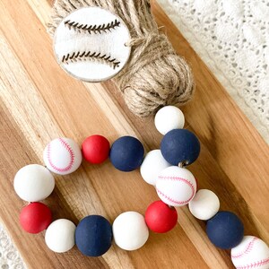 Yankees Bead Garland, Tiered Tray Decor, MLB Decor, Yankees Baseball ...