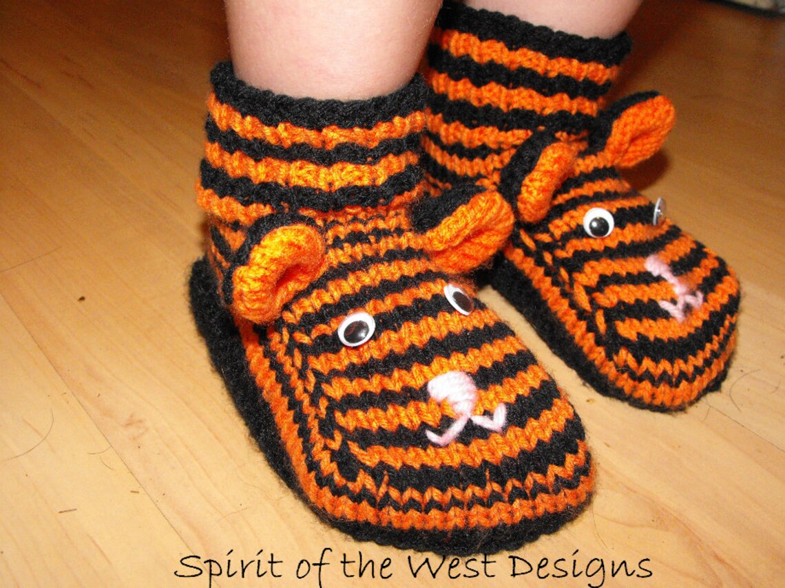 Tiger Slippers Knitting Pattern 7 Sizes Toddler Child Teen - Etsy