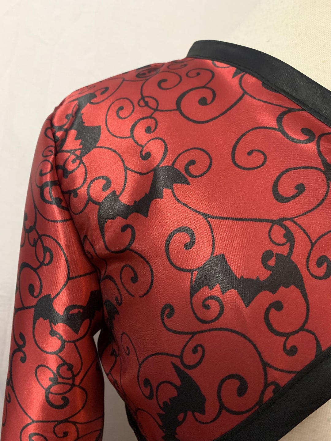 Bat Goth Shrug Bolero Trad Gothic Vampire Witch Witchcore Red Black ...