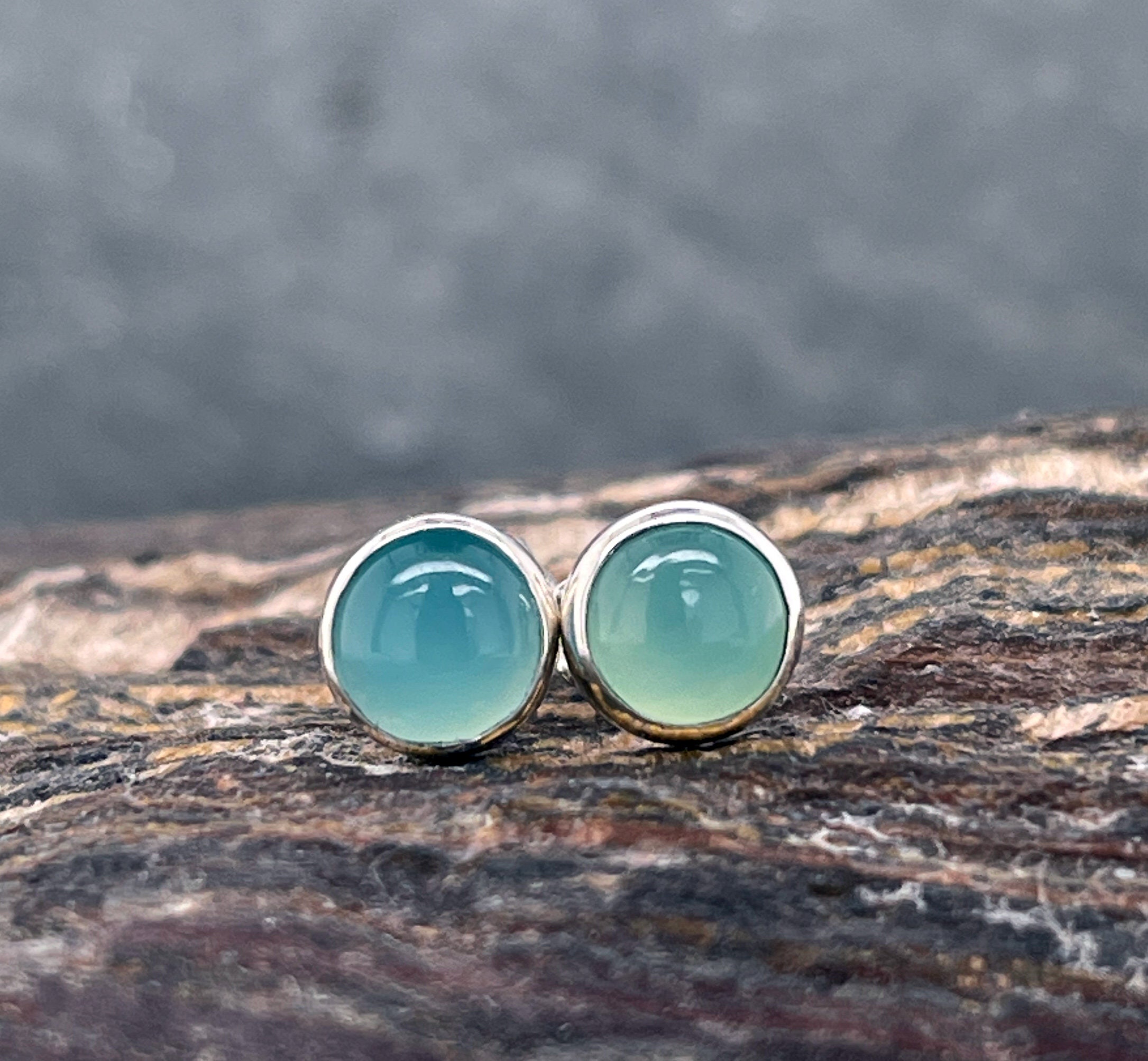 Chalcedony stud earrings store