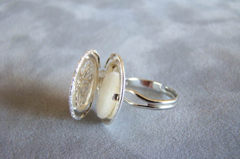 Plain and Simple Silver Essential Oil Diffuser Ring | Etsy