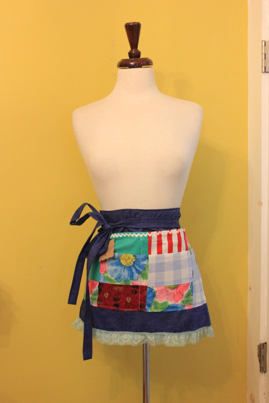 Women's Vintage Heirloom Upcycled Patchwork Quilt Apron/eco Friendly ...