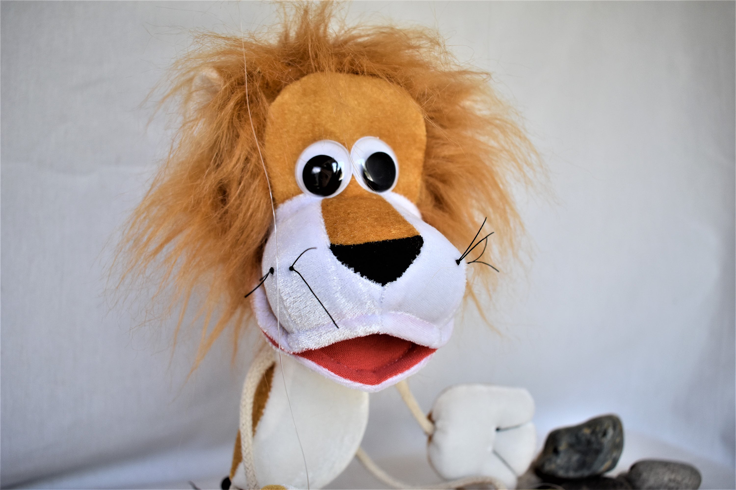 Lion Marionette Puppet on Three Strings, Lion Soft Toy Puppet, Big Five ...