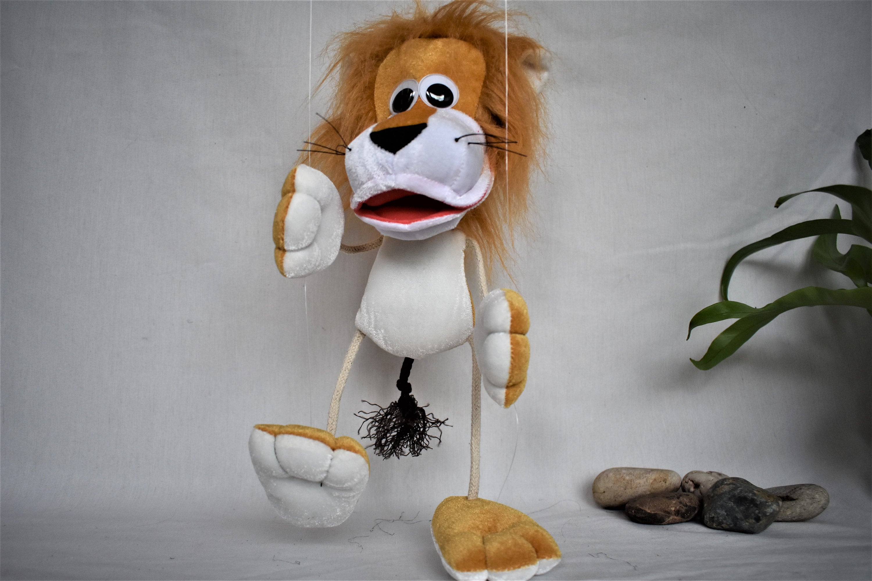 Lion Marionette Puppet on Three Strings, Lion Soft Toy Puppet, Big Five ...