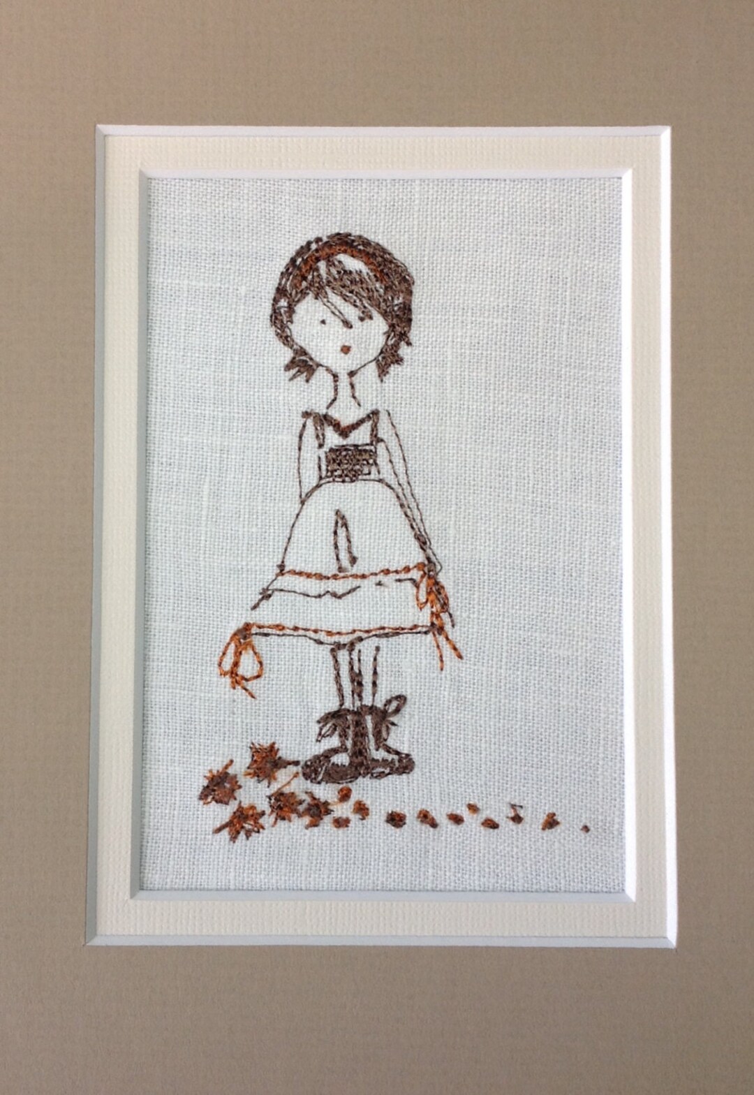 Embroidery Digital File "short Hair Girl" 4x4 5x7 6x 10 - Etsy