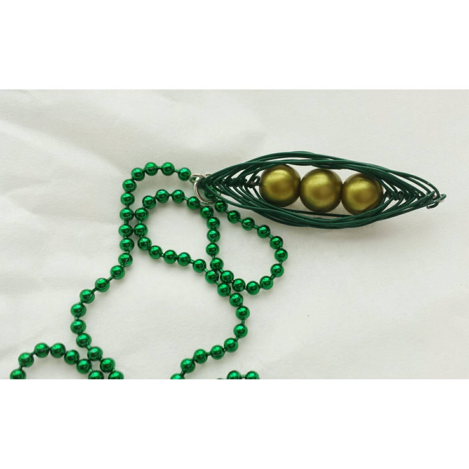 Mom gift Pea pod necklace peas in pod necklace gift for | Etsy