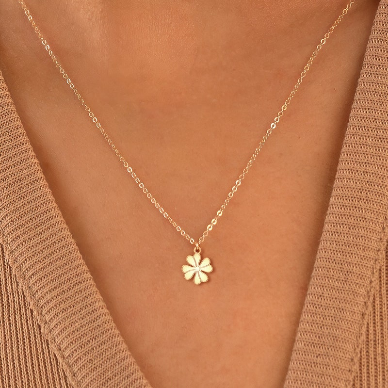 Clover Necklace - Etsy