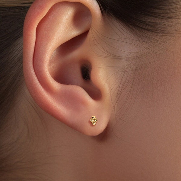 Gold Flat Back Lobe Earrings - Etsy