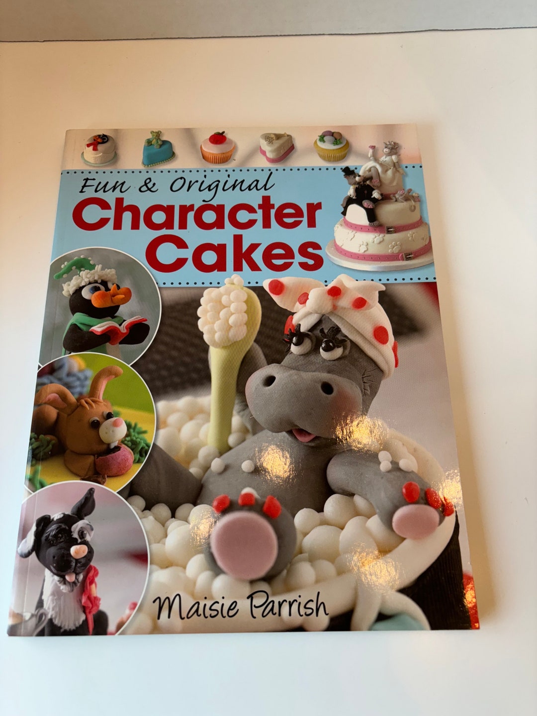 Fun and Original Character Cakes by Maisie Parrish - Etsy