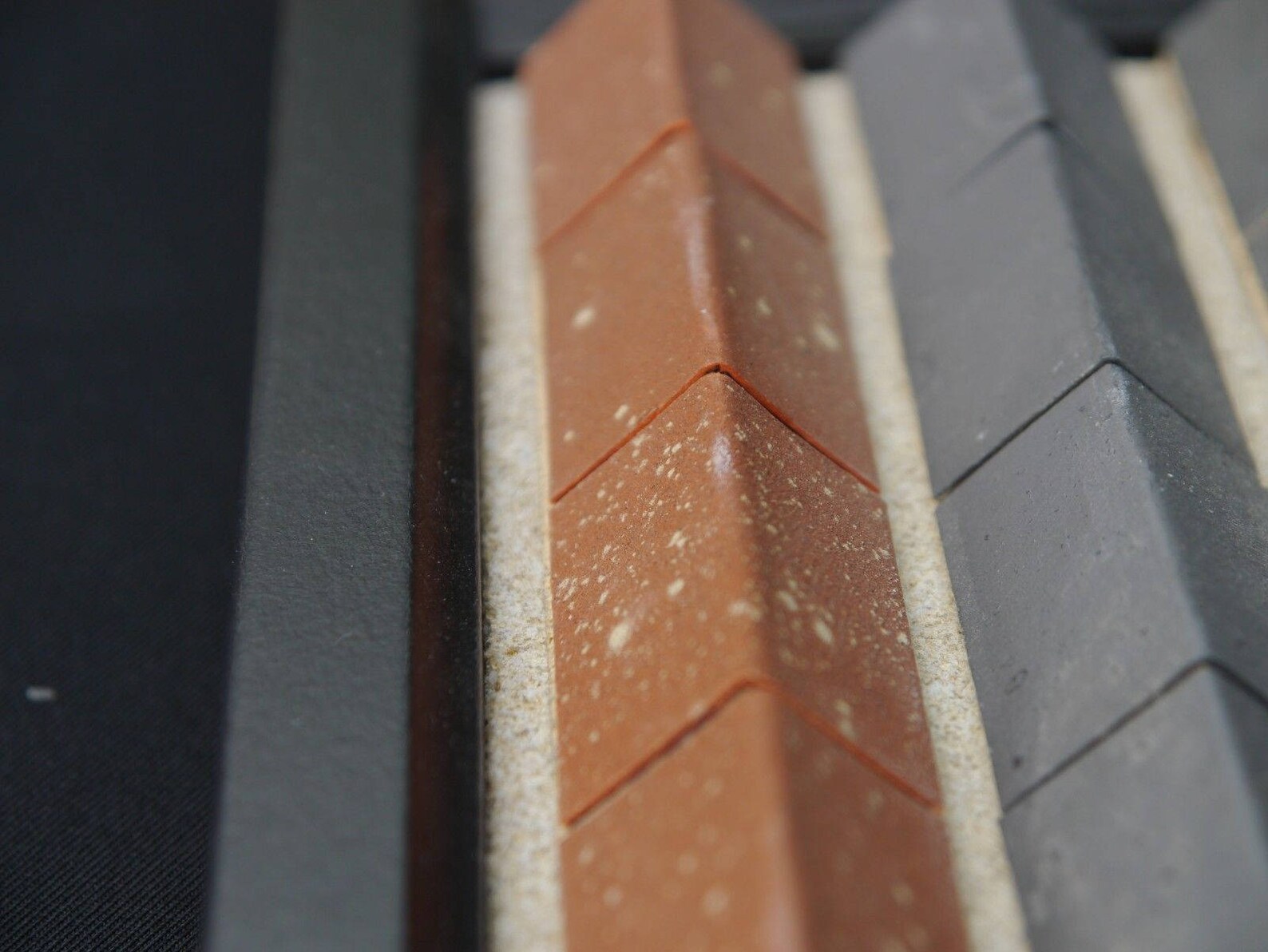 20 Traditional Miniature Versi Ridge Tiles | Etsy