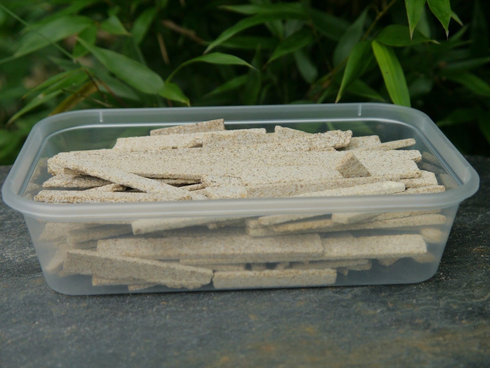 Bulk Box* 100 Sq Ins REAL STONE York Sandstone Offcuts for Miniature ...