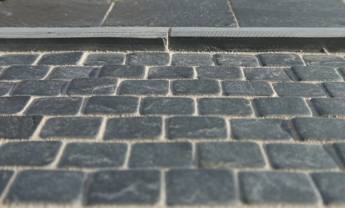 100sq Ins 1:12th Scale REAL SLATE Miniature Cobbles - Etsy UK