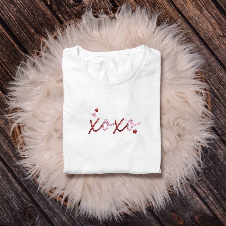 XOXO Embroidery Design - Hugs and Kisses Embroidery - Valentine's Day ...