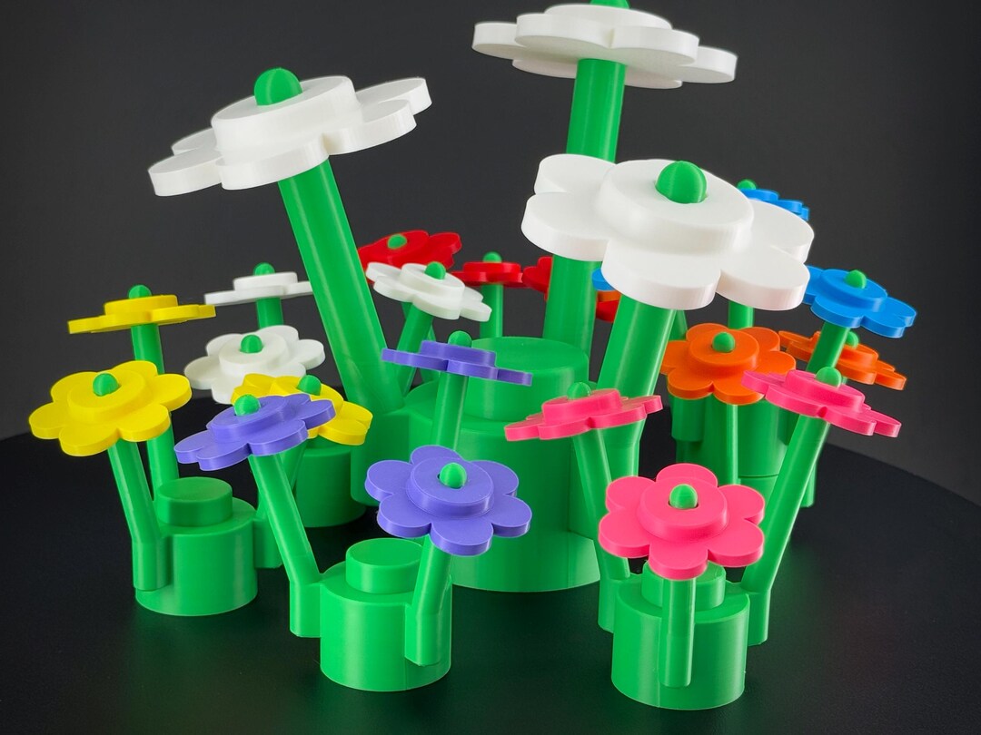 Giant Brick-style Flower – Vibrant Custom Display Piece for Brick Fans ...