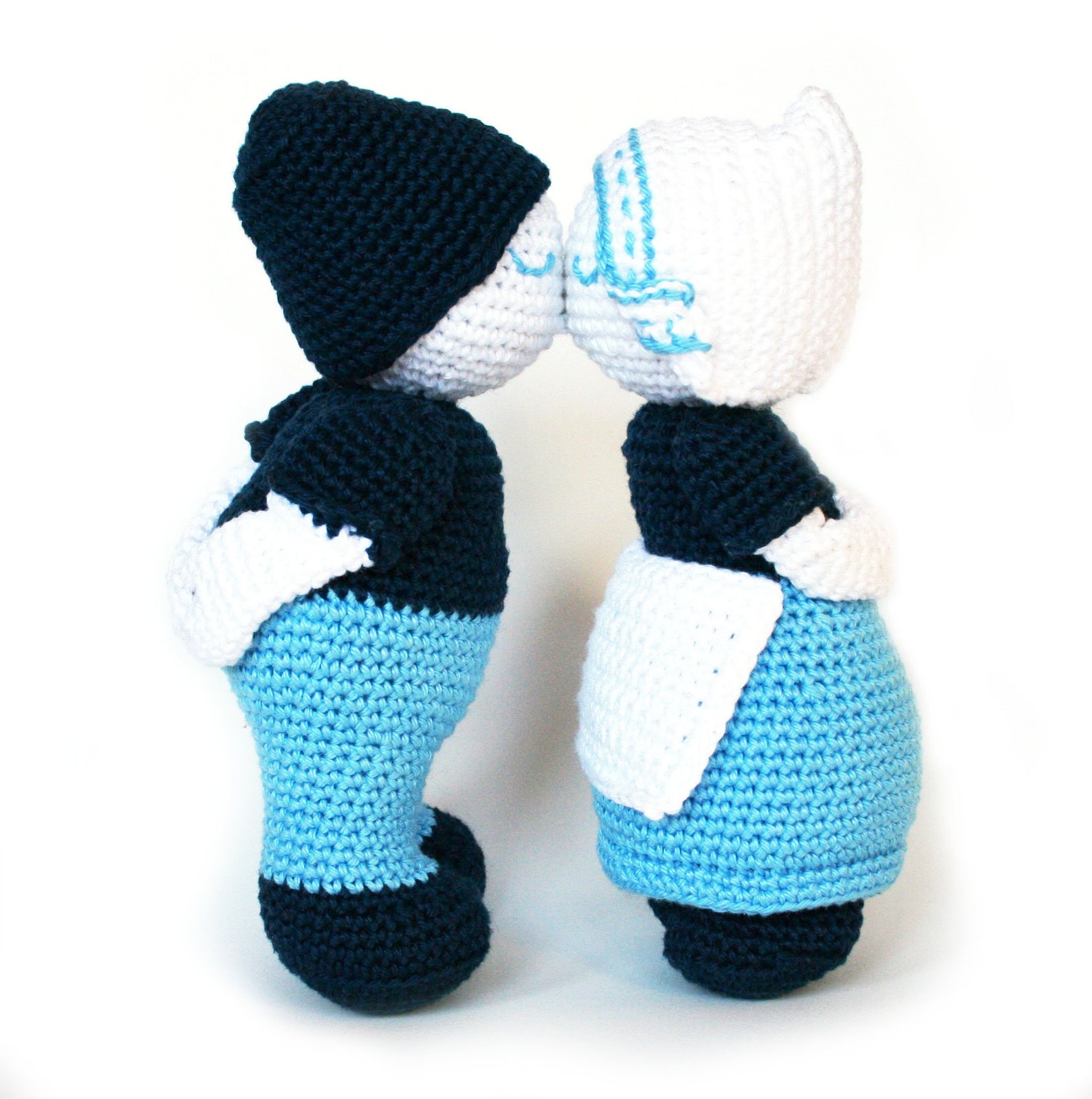 Dutch Kissing Couple PDF Crochet Pattern - Etsy