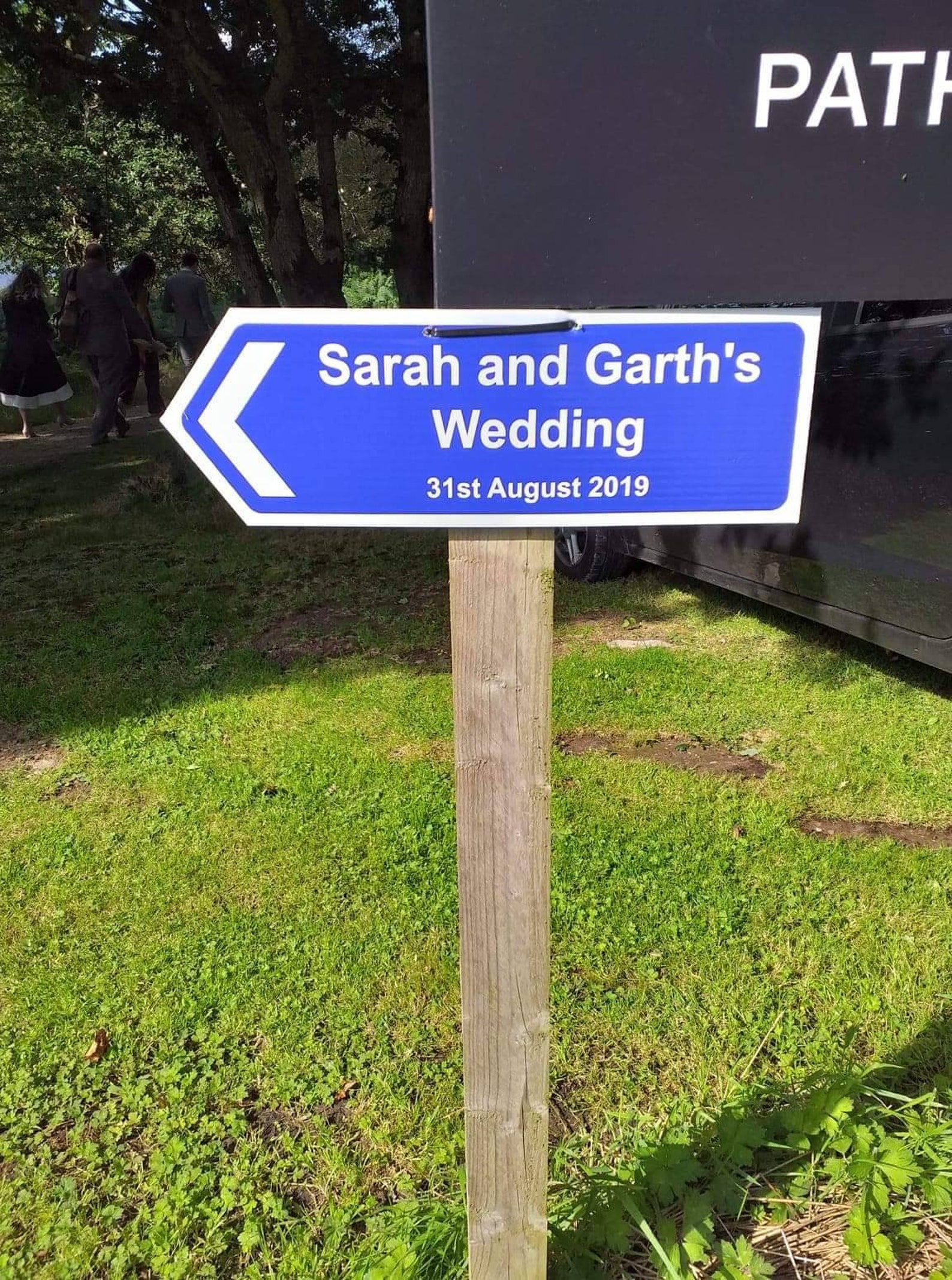 Large Personalised Wedding Direction Sign Road Sign Names - Etsy