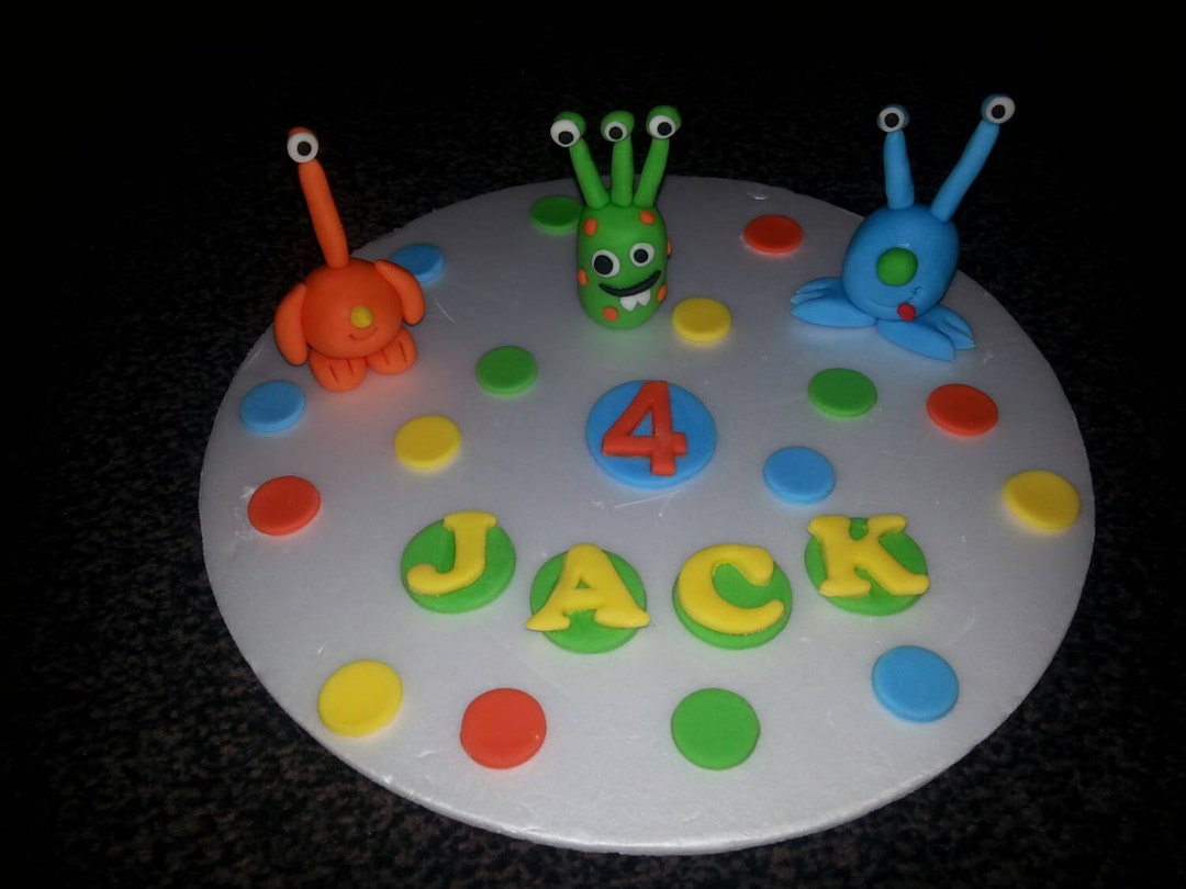 Edible Handmade Alien/ Monster Birthday Cake Topper Decoration - Etsy