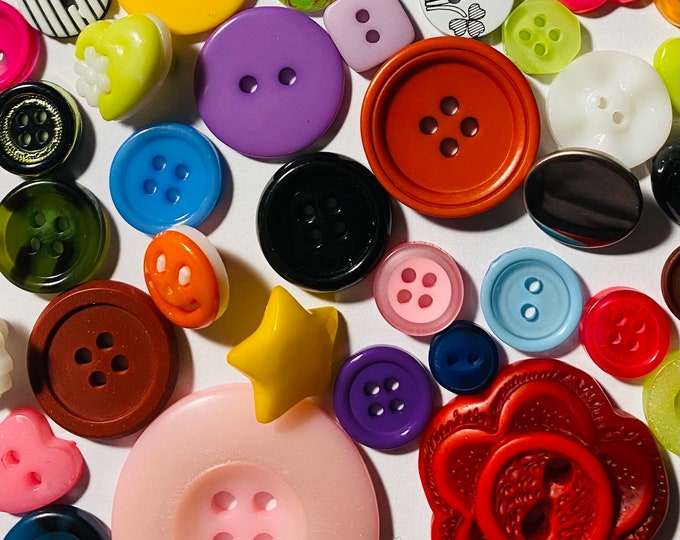 Pound of Primitive Buttons, Vintage Button Lot, Bulk Buttons, Bulk ...